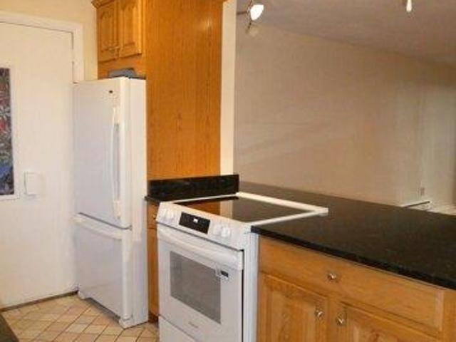 house with 2 bedroom, West Haven CT ES103432513