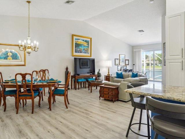 house with 2 bedroom, West Palm Beach FL ES100973365