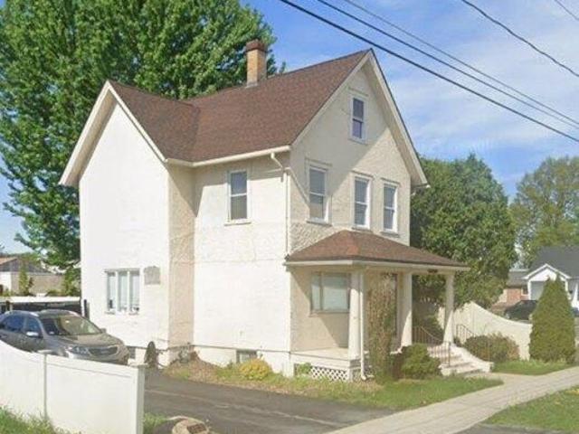 house with 2 bedroom, West Springfield MA DLS102061244