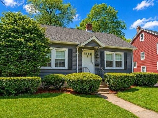 house with 2 bedroom, West Springfield MA DLS102922533