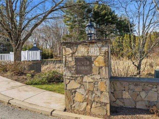 house with 2 bedroom, West Warwick RI DS102447430