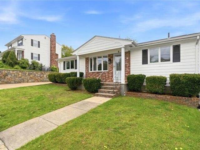 house with 2 bedroom, West Warwick RI DS102371887