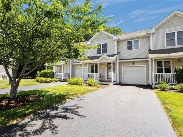 house with 2 bedroom, West Warwick RI DS104233712