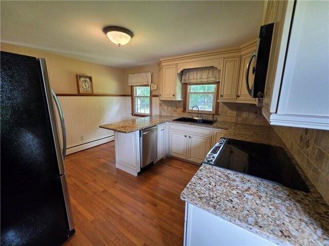 house with 2 bedroom, West Warwick RI DS104266000