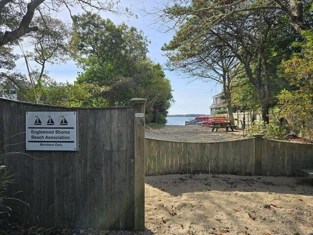house with 2 bedroom, West Yarmouth MA DLS101576388