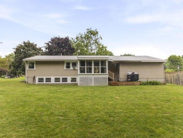 house with 2 bedroom, Westbrook ME DS104236955