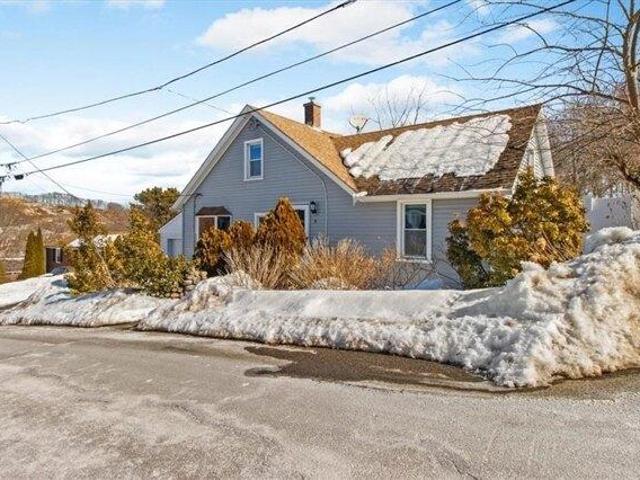 house with 2 bedroom, Westerly RI DS102594905