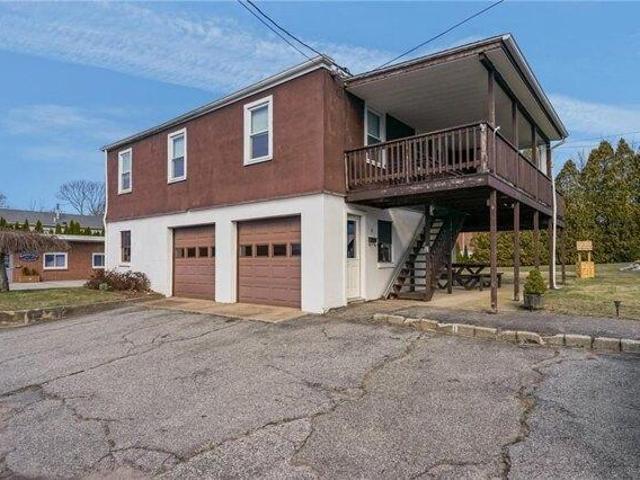 house with 2 bedroom, Westerly RI ES103020674