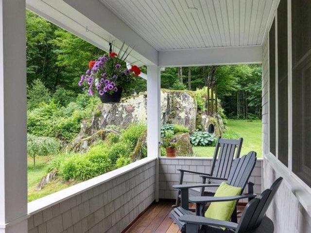 house with 2 bedroom, Westford VT ES105193384