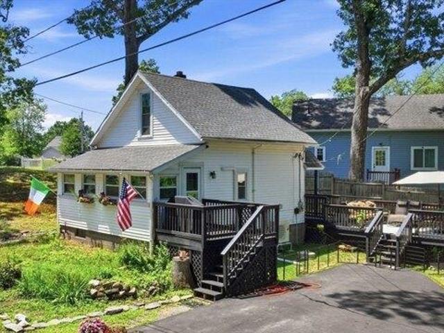 house with 2 bedroom, Westfield MA DS103852103