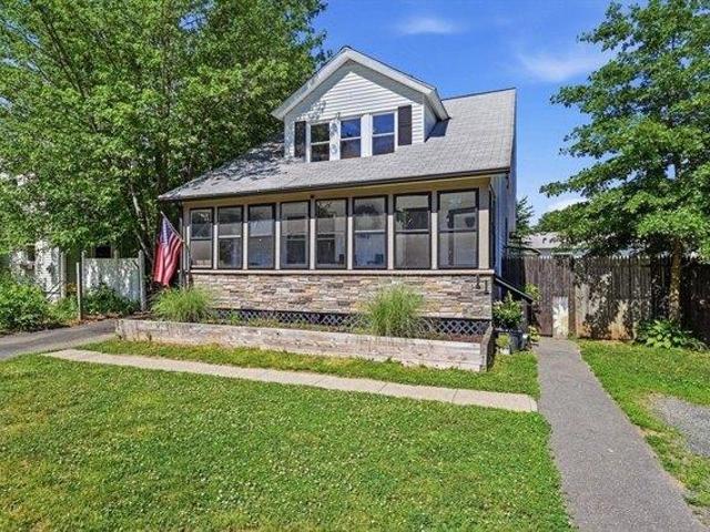 house with 2 bedroom, Westfield MA DS103886294