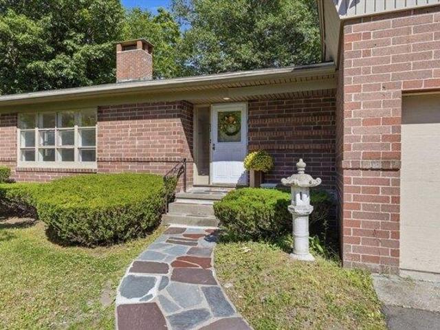 house with 2 bedroom, Westfield MA DS104190580