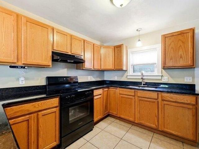 house with 2 bedroom, Westfield MA ES105176064