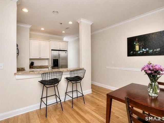 house with 2 bedroom, Westport CT ES102825905