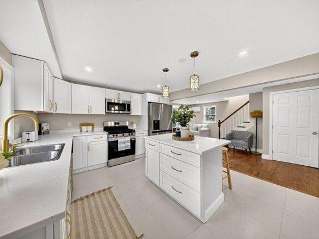house with 2 bedroom, Westport MA ES105172306