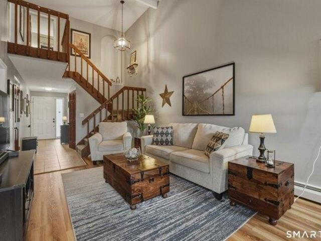 house with 2 bedroom, Wethersfield CT ES103435277