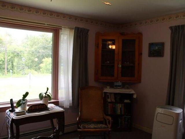 house with 2 bedroom, Whitefield NH DS104479430