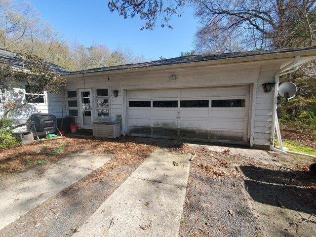 house with 2 bedroom, Whitman MA ES102960276
