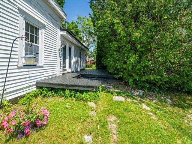house with 2 bedroom, Winterport ME ES103887028