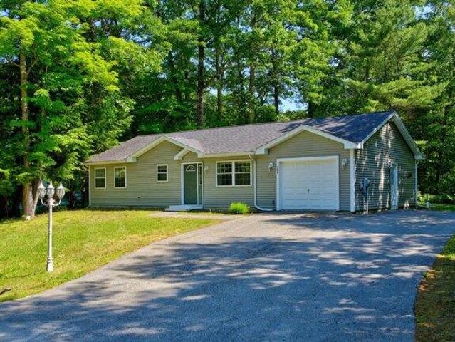 house with 2 bedroom, Winthrop ME DS103886225