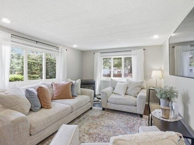 house with 2 bedroom, Winchendon MA ES105041615