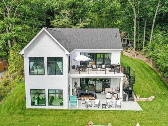 house with 2 bedroom, Winchendon MA ES103187168