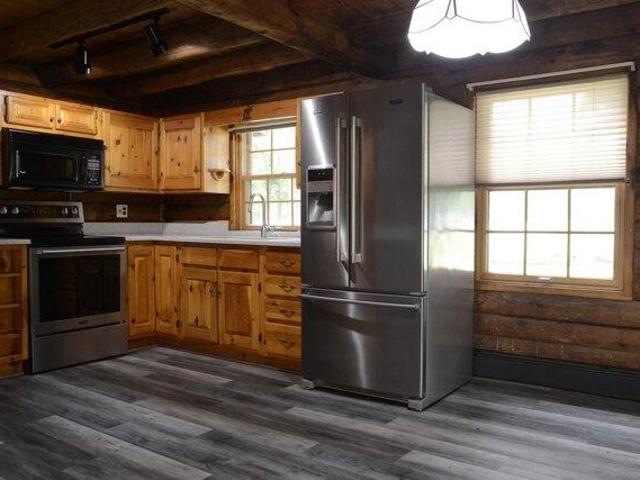 house with 2 bedroom, Winchester NH ES105155891