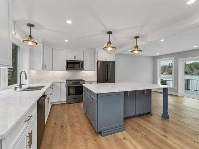 house with 2 bedroom, Windham NH ES105114610
