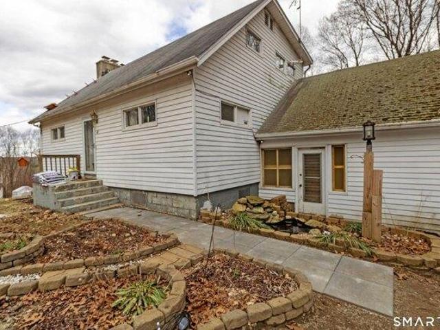 house with 2 bedroom, Windham CT DLS101749704