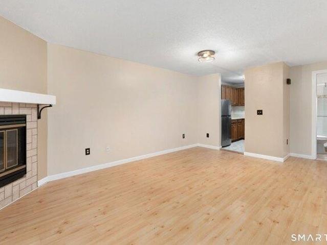 house with 2 bedroom, Windham CT ES104075787