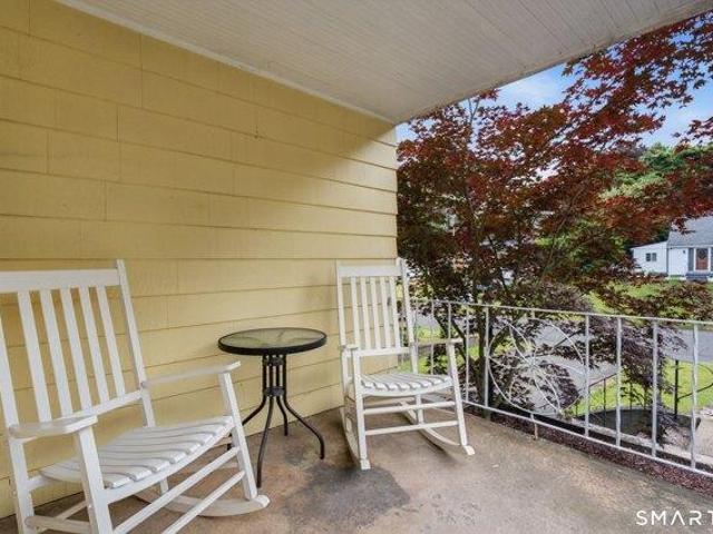 house with 2 bedroom, Windsor CT ES104074933