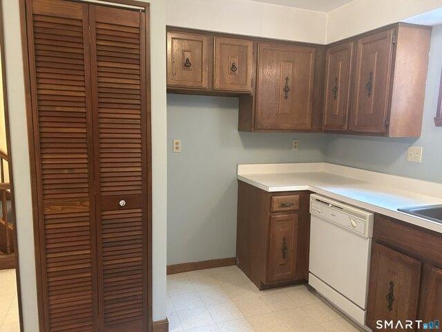 house with 2 bedroom, Windsor CT ES104903234