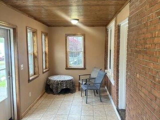 house with 2 bedroom, Windsor CT ES105122633