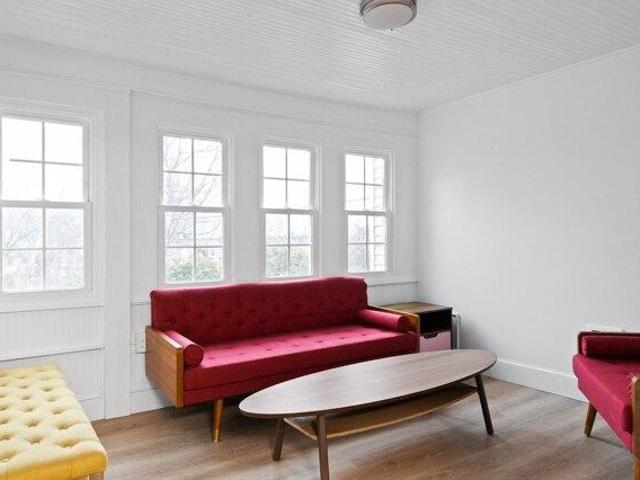 house with 2 bedroom, Winooski VT ES105157445