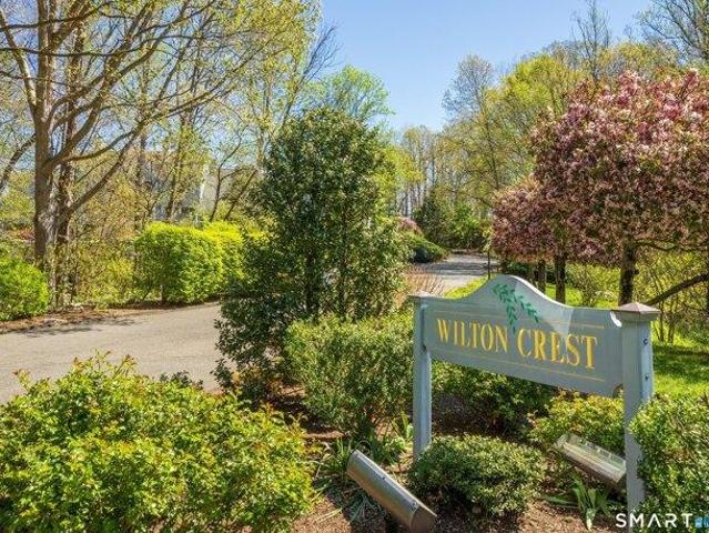 house with 2 bedroom, Wilton CT DS104408304