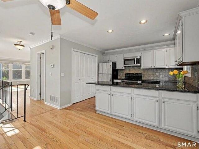 house with 2 bedroom, Wilton CT ES104851461