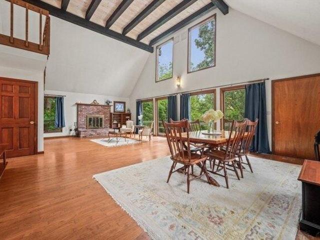 house with 2 bedroom, Wilbraham MA ES105060385