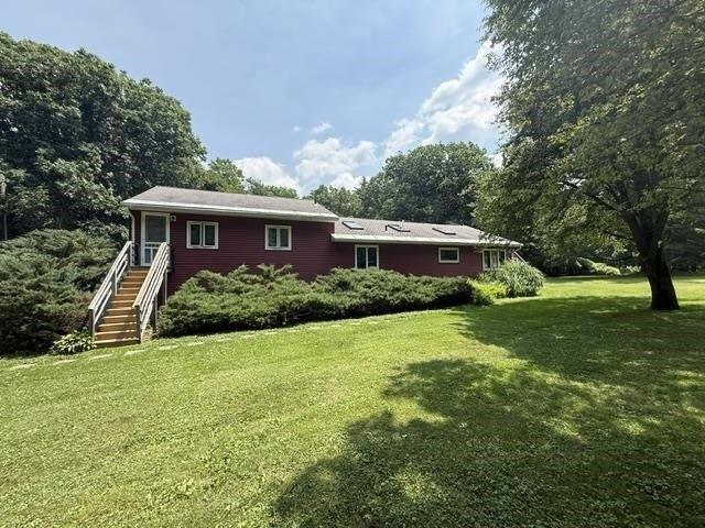 house with 2 bedroom, Williamstown MA ES105125620
