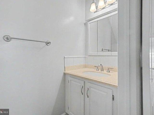 house with 2 bedroom, Williamstown NJ ES105205482