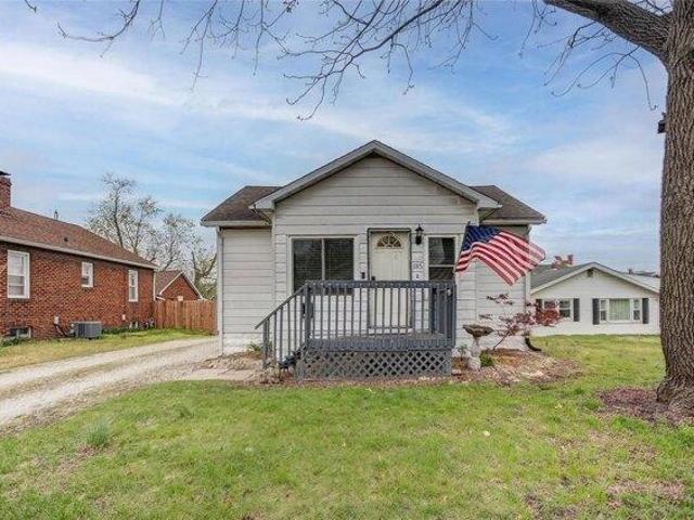 house with 2 bedroom, Wood River IL DS103501474