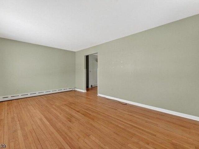 house with 2 bedroom, Woodbridge NJ DLS101859398