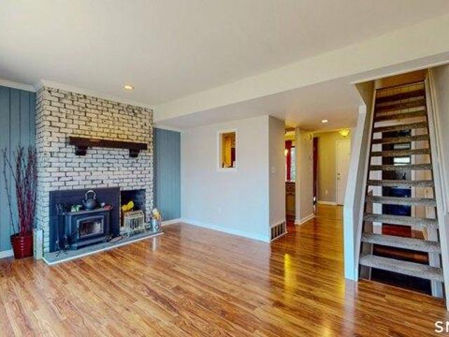 house with 2 bedroom, Woodbury CT DS101705246