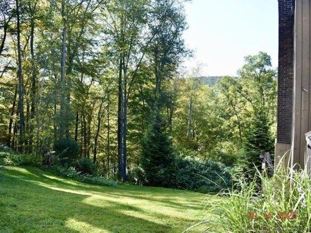 house with 2 bedroom, Woodbury CT DS103433676