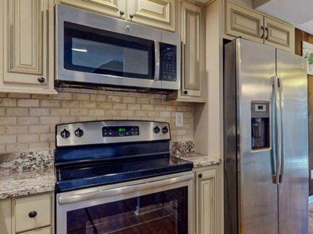 house with 2 bedroom, Woodbury CT DS104480084