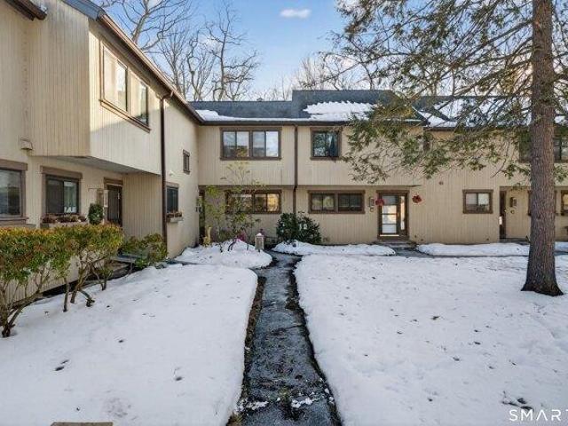 house with 2 bedroom, Woodbury CT ES103438933