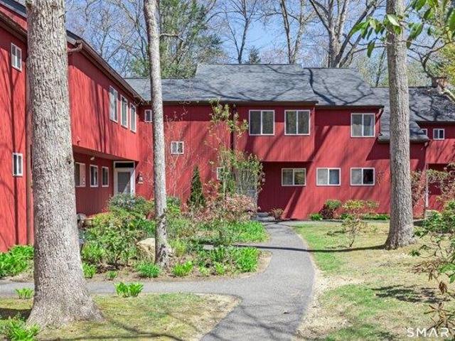 house with 2 bedroom, Woodbury CT ES104808123