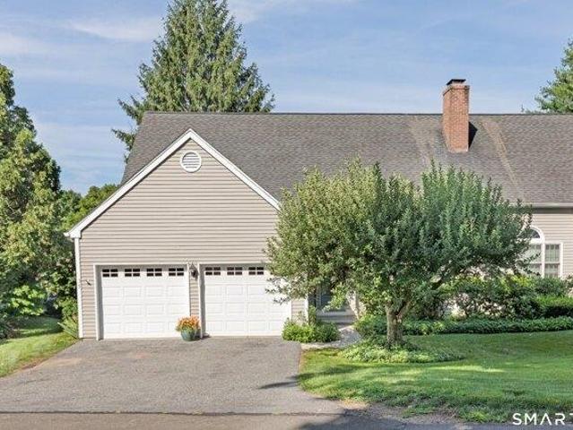 house with 2 bedroom, Woodbury CT ES105123267