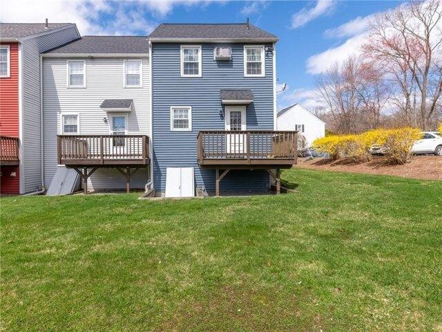 house with 2 bedroom, Woonsocket RI DS102583104