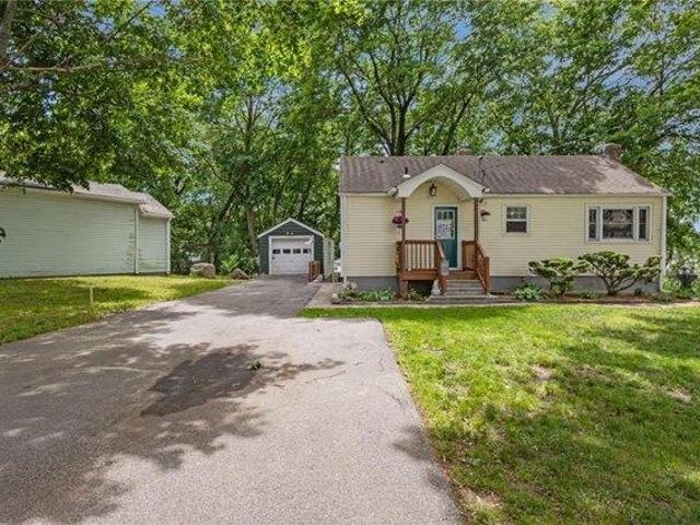 house with 2 bedroom, Woonsocket RI DS103162623