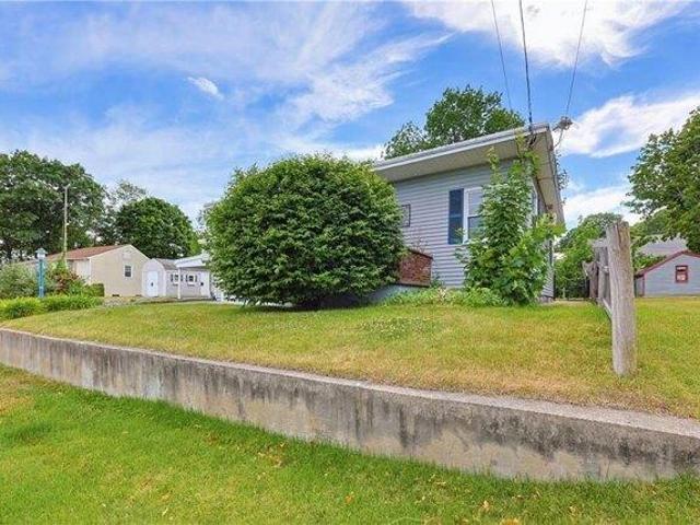 house with 2 bedroom, Woonsocket RI DS103442660